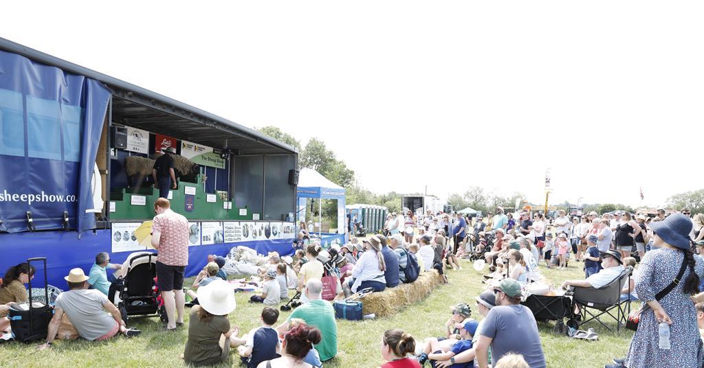 Thousands flock to G’s open farm extravaganza | News | Fruitnet