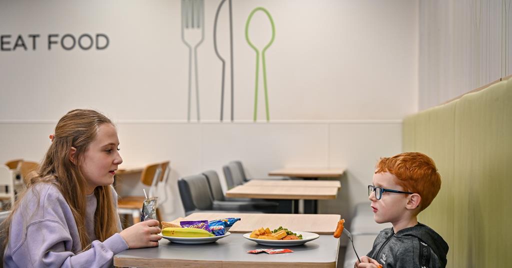 More fruit and veg in Asda café meals | News | Fruitnet