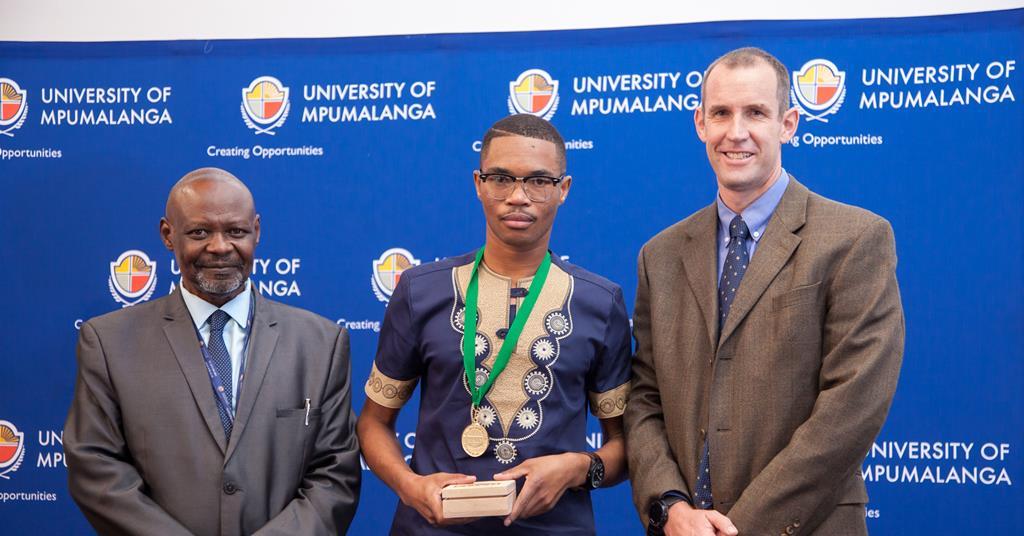 Halls rewards top graduates in South Africa | Article | Fruitnet