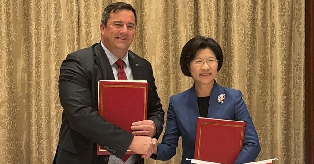 South Africa gains stonefruit market access to China following historic ...