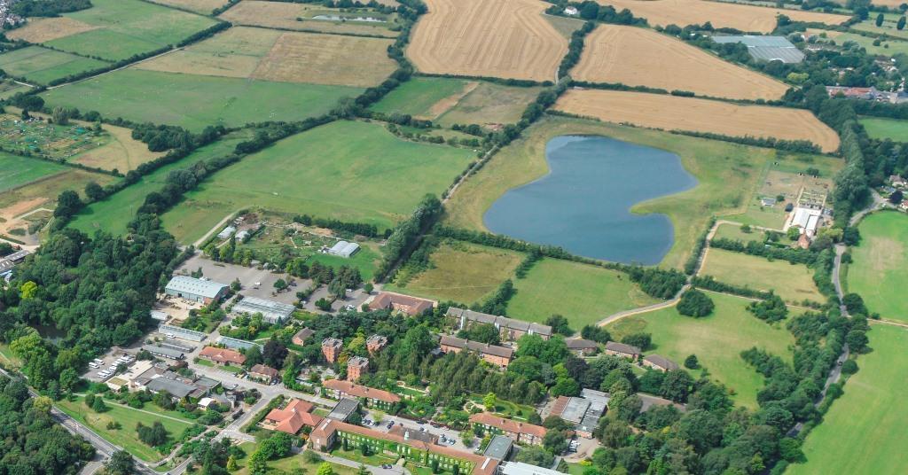 Writtle achieves University College status | Article | Fruitnet