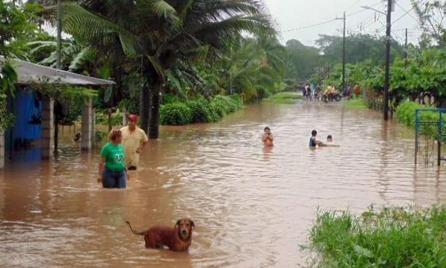 CR declares emergency in wake of floods | Article | Fruitnet