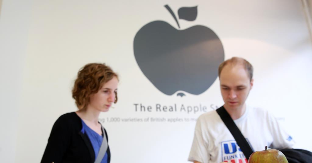 Borough opens first ‘real’ apple store | Video | Fruitnet