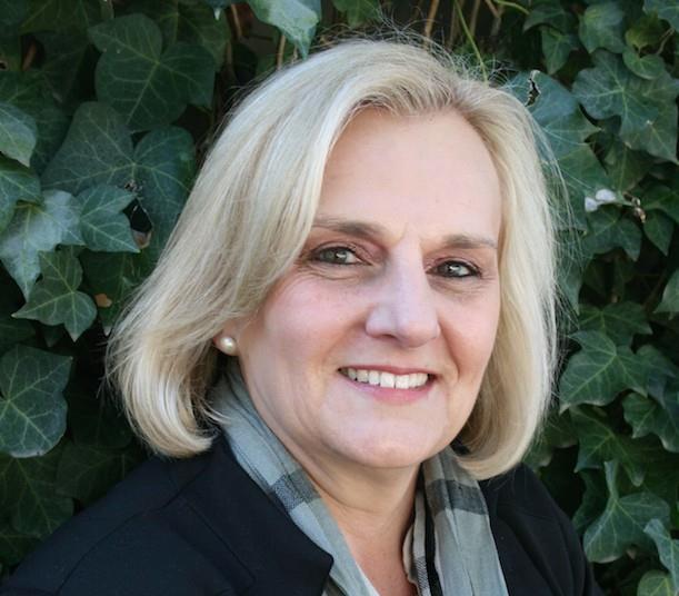 Retha Louw joins SIZA cause | Article | Fruitnet