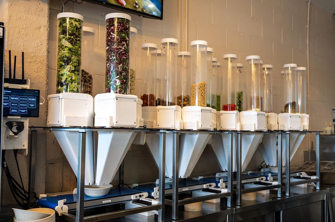 London restaurant features robot-powered salad bar | News | Fruitnet